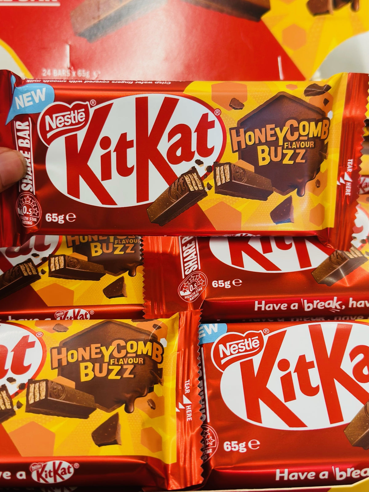 NEW Nestle KitKat Honeycomb Buzz Flavour Limited Edition Share Bar 65g ...